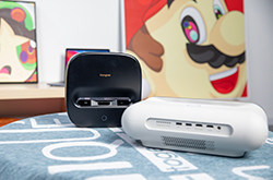 当贝U1和坚果O1S哪个好？超短焦投影仪实测对比_ZNDS资讯