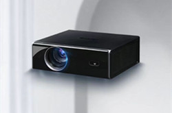 夏普SHARP S1投影将上市：全封闭光机，4500流明_ZNDS资讯