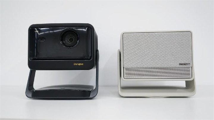 极米RS10 Plus VS 当贝X5S Pro!最强客厅投影仪选哪款?_ZNDS资讯